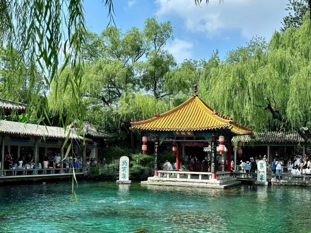 Baotu Spring – – The Surging Waters of China’s “Number One Spring ...